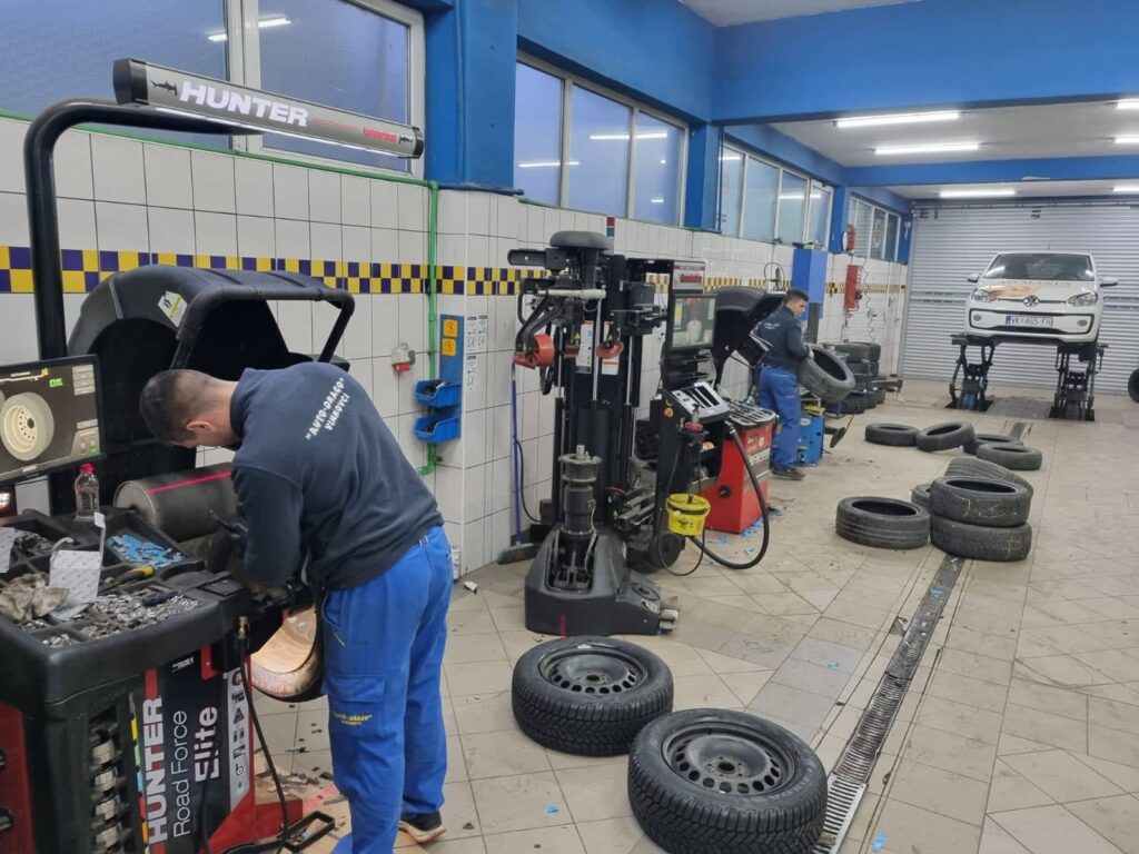 Od danas na automobilima obavezna zimska oprema | novosti.hr